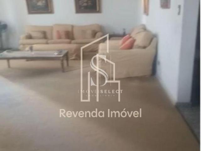 Condomínio Ceres em Santa Cecilia Apartamento com 150m² 3 dormitórios, sendo