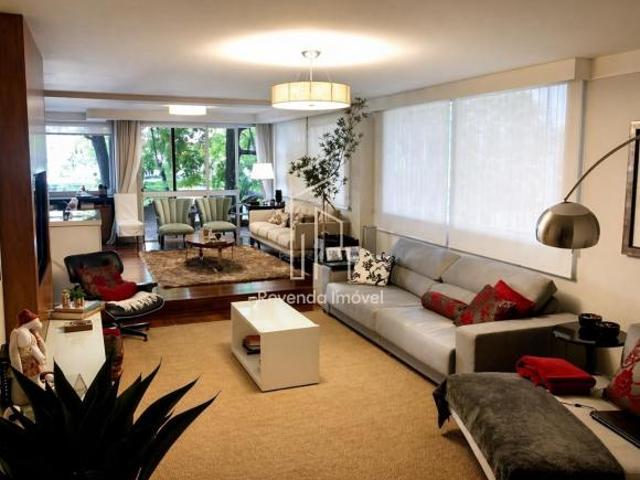 Condomínio Cidadela Santa Cecília. Apartamento á venda 212m² 3 Dormitórios, 3 suites, 2 vagas