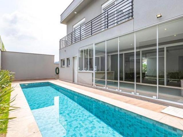 Condomínio com 4 quartos à venda em Tamboré SP