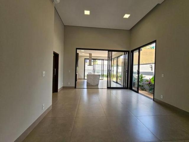 Condomínio com 4 quartos à venda em Vila Do Golf SP