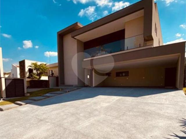 Condomínio com 4 quartos à venda em Alphaville Residencial Dois SP