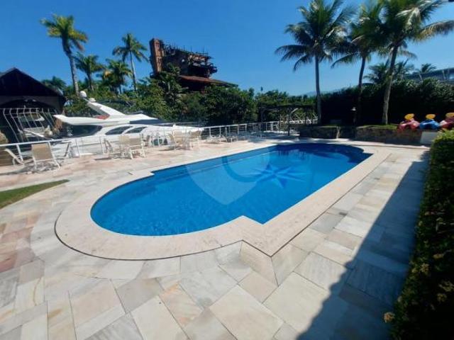 Condomínio com 4 quartos à venda em Balneario praia do perequê SP