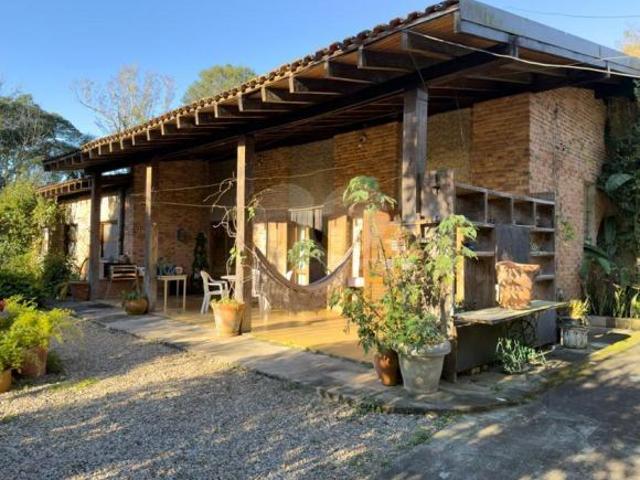 Condomínio com 4 quartos à venda em Chácara vale do rio cotia SP