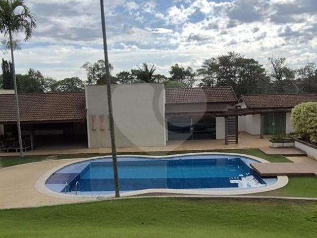 Condomínio com 4 quartos à venda em Condomínio monte belo SP