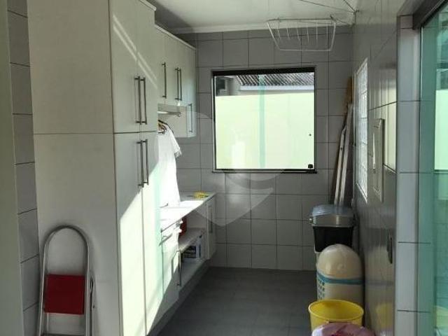 Condomínio com 4 quartos à venda em Ibiti Royal Park SP