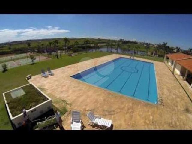Condomínio com 4 quartos à venda em Itapecerica SP