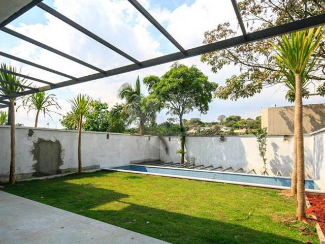 Condomínio com 4 quartos à venda em Jardim cordeiro SP