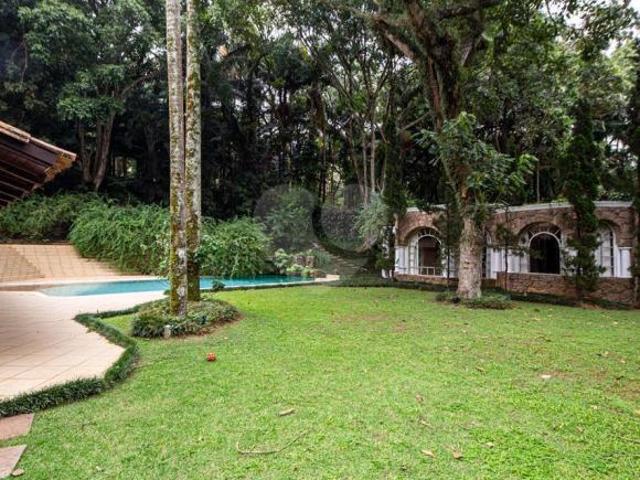 Condomínio com 4 quartos à venda em Jardim dos estados SP
