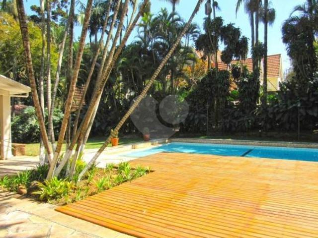 Condomínio com 4 quartos à venda em Jardim dos estados SP