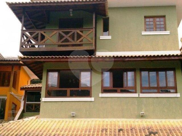 Condomínio com 4 quartos à venda em Jardim itatinga SP