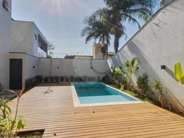 Condomínio com 4 quartos à venda em Jardim petrópolis SP