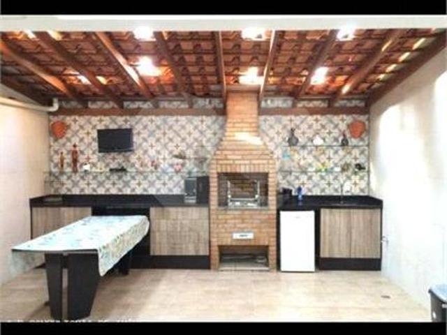 Condomínio com 4 quartos à venda em Jardim regina SP