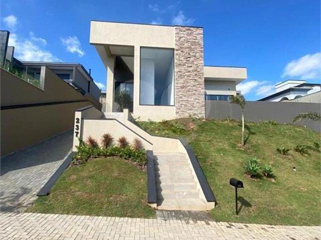 Condomínio com 4 quartos à venda em Monte Alegre SP
