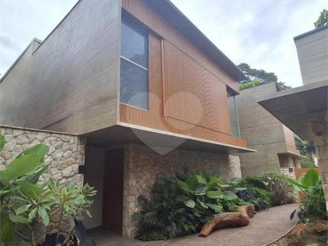 Condomínio com 4 quartos à venda em Morumbi SP