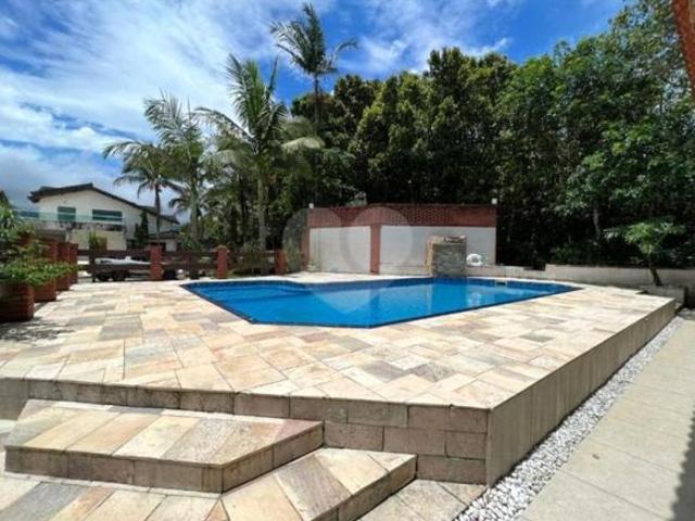 Condomínio com 4 quartos à venda em Morada da praia SP
