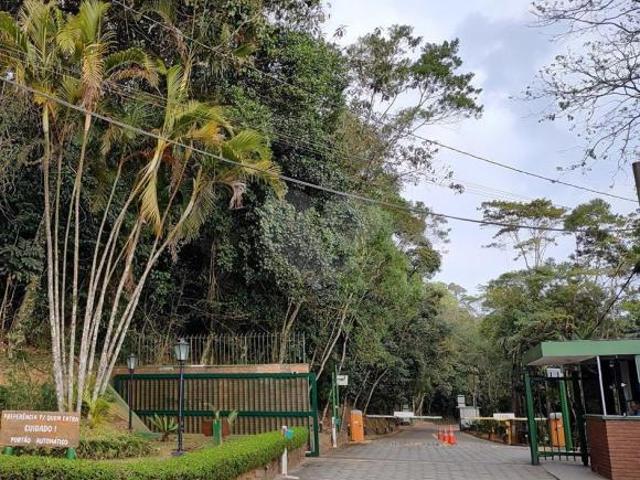 Condomínio com 4 quartos à venda em Roseira SP