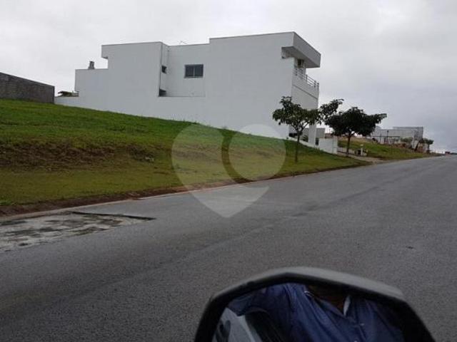 Condomínio com 4 quartos à venda em Swiss Park SP
