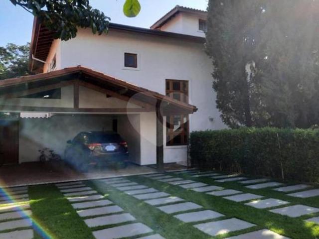 Condomínio com 5 quartos à venda em Golf park SP