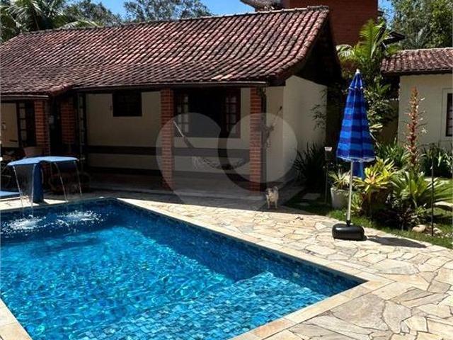 Condomínio com 5 quartos à venda em Guaratuba SP