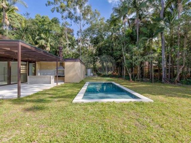 Condomínio com 5 quartos à venda em Jardim dos estados SP