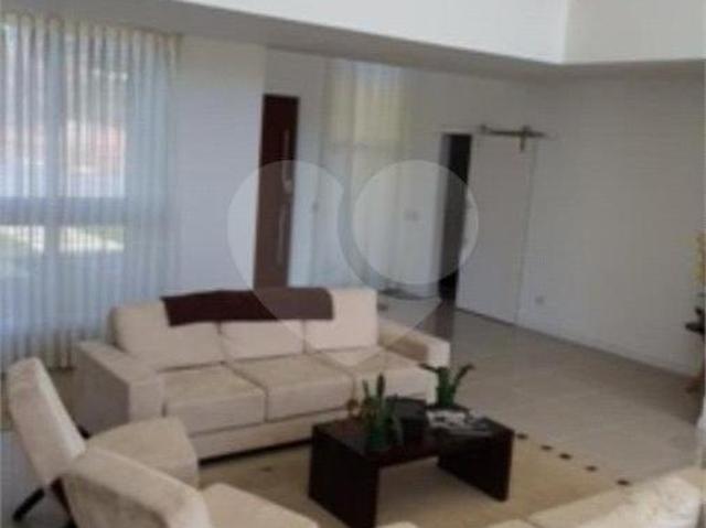 Condomínio com 5 quartos à venda em Jardim indaiá SP