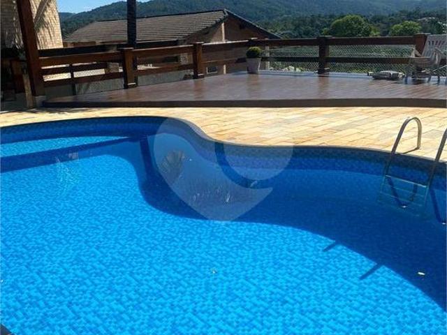 Condomínio com 5 quartos à venda em São vicente SP