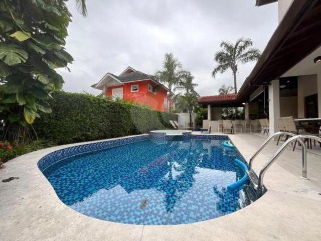 Condomínio com 6 quartos à venda em Vista Linda SP