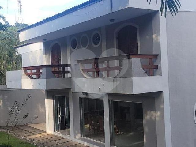 Condomínio com 6 quartos à venda em Caraguatá SP