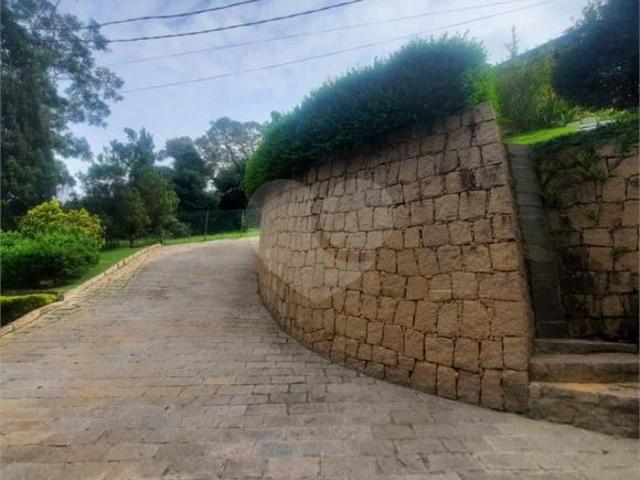 Condomínio com 6 quartos à venda em Marambaia SP