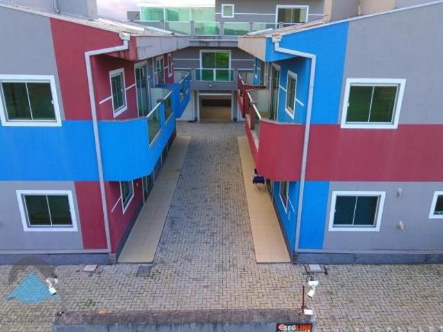 condomínio com 8 apartamentos na praia do Coroados Guaratuba PR Porteira fechada 1 quadra e meia da