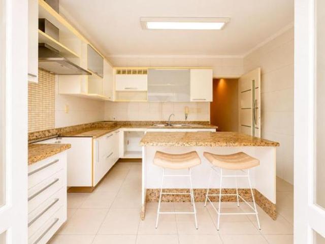 Condomínio com 2 quartos à venda em Vila alexandria SP