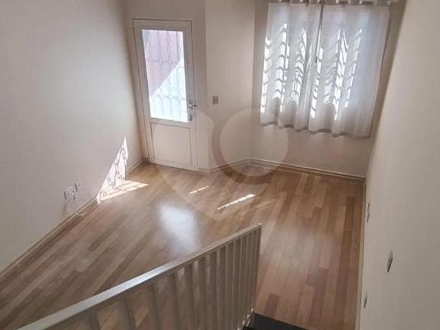 Condomínio com 2 quartos à venda em Vila ede SP