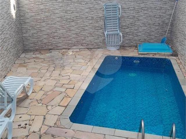 Condomínio com 2 quartos à venda em Vila santos SP