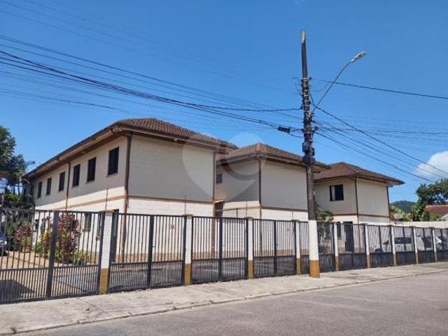 Condomínio com 2 quartos à venda em Centro SP