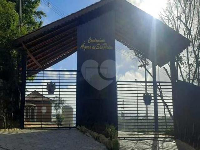 Condomínio com 2 quartos à venda em Mato Dentro SP