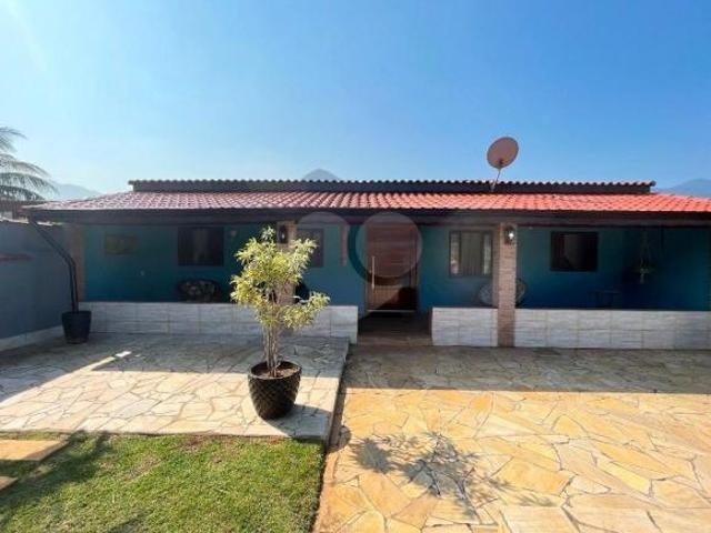 Condomínio com 2 quartos à venda em Morada da praia SP