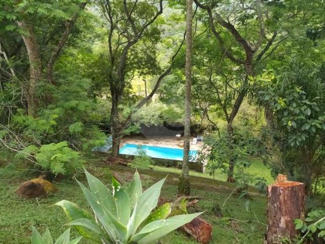 Condomínio com 2 quartos à venda em Pirucaia SP
