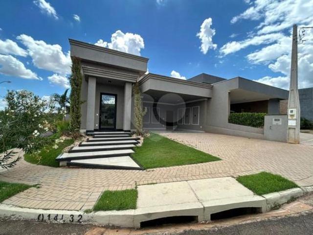 Casa à venda com 2 quartos, sendo 3 suítes, no condomínio Quinta do Lago Residence, São José do Ri