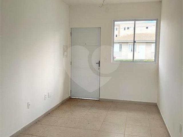 Condomínio com 2 quartos à venda em Reserva real SP