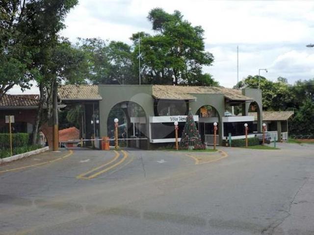 Condomínio com 3 quartos à venda em Transurb SP