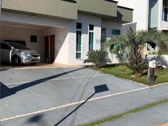 Condomínio com 3 quartos à venda em Vale das laranjeiras SP