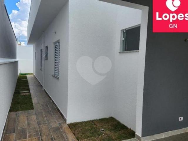 Condomínio com 3 quartos à venda em Vale dos cristais SP