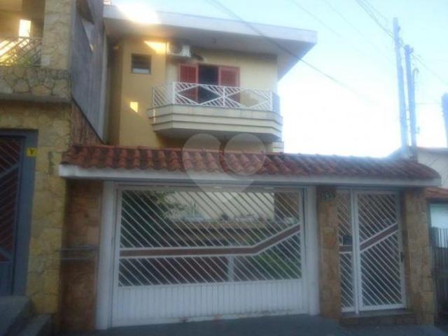 Condomínio com 3 quartos à venda em Vila gustavo SP