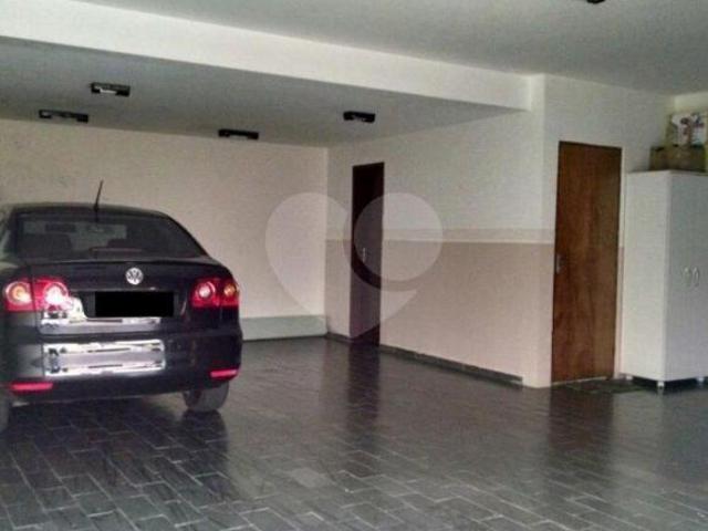 Condomínio com 3 quartos à venda em Vila santos SP