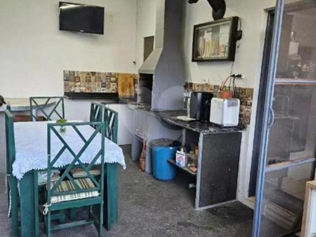 Condomínio com 3 quartos à venda em Vista alegre SP