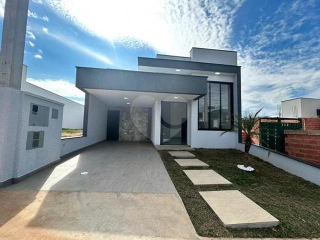 Condomínio com 3 quartos à venda em Wanel ville SP