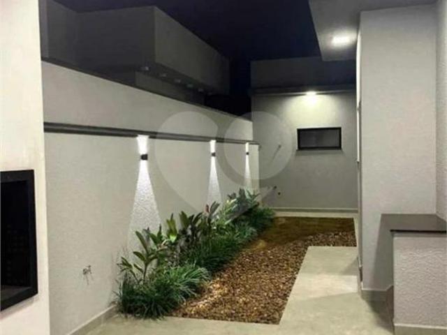 Condomínio com 3 quartos à venda em Wanel Ville SP