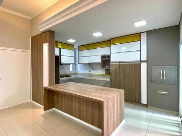 Condomínio com 3 quartos à venda em Água branca SP