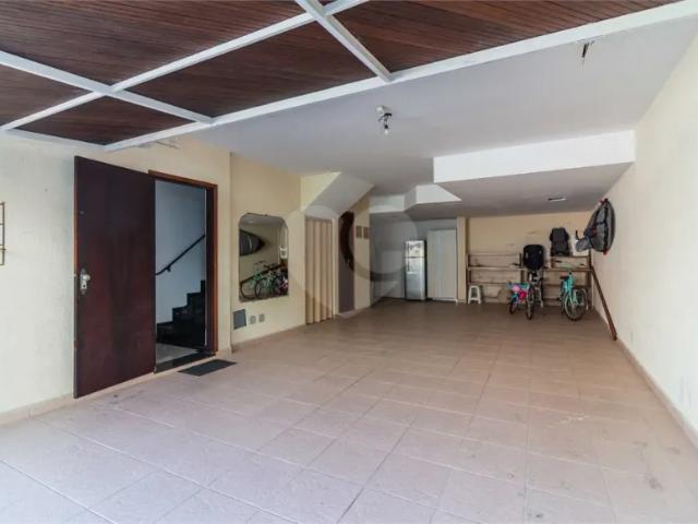 Condomínio com 3 quartos à venda em Água Fria SP