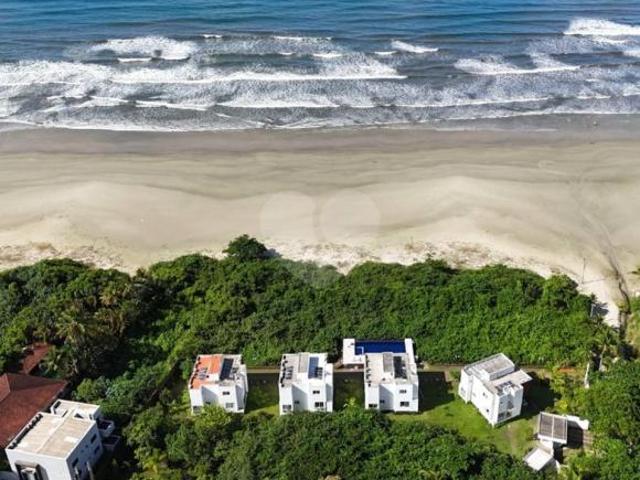 Condomínio com 3 quartos à venda em Boracéia SP
